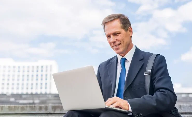 How to choose the right gaming desk that fits your monitor and ...